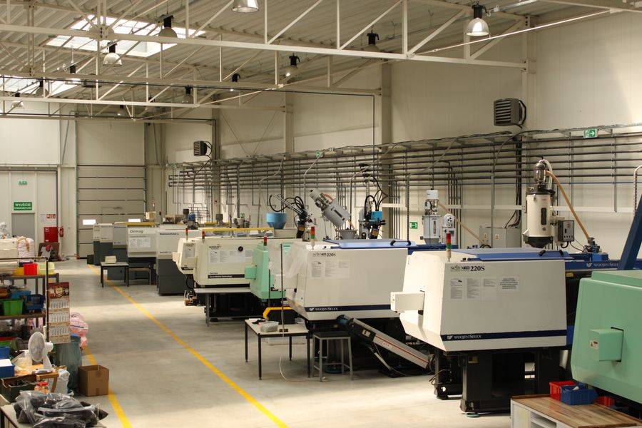 Formy wtryskowe Skierniewice I park maszynowy,